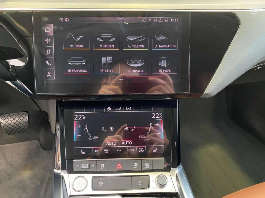 Zils Audi E-Tron 2019 Viļņa, ar dzinēja tilpumu 0.00 L un nobraukumu 179 tūkst. km par 21500 €, foto 13 vietnē AUTOMOTO.COM.LV