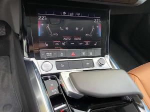 Zils Audi E-Tron 2019 Viļņa, ar dzinēja tilpumu 0.00 L un nobraukumu 179 tūkst. km par 21500 €, foto 14 vietnē AUTOMOTO.COM.LV