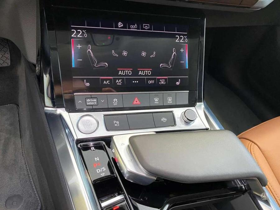 Zils Audi E-Tron 2019 Viļņa, ar dzinēja tilpumu 0.00 L un nobraukumu 179 tūkst. km par 21500 €, foto 14 vietnē AUTOMOTO.COM.LV