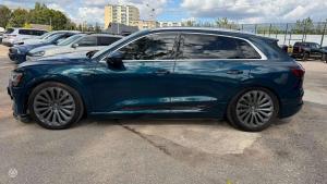 Blue Audi E-Tron 2019 in Ukmerge, with an engine capacity of 0.00 L and mileage of 92 thousand km for 19500 €, photo 6 on AUTOMOTO.COM.LV