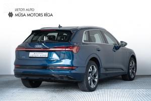 Синий Ауди E-Tron 2019 в Рига, объемом двигателя 0.00 л и пробегом 148 тыс. км за 23900 €, фото 3 на AUTOMOTO.COM.LV