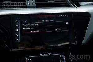 Синий Ауди E-Tron 2019 в Рига, объемом двигателя 0.00 л и пробегом 148 тыс. км за 23900 €, фото 29 на AUTOMOTO.COM.LV