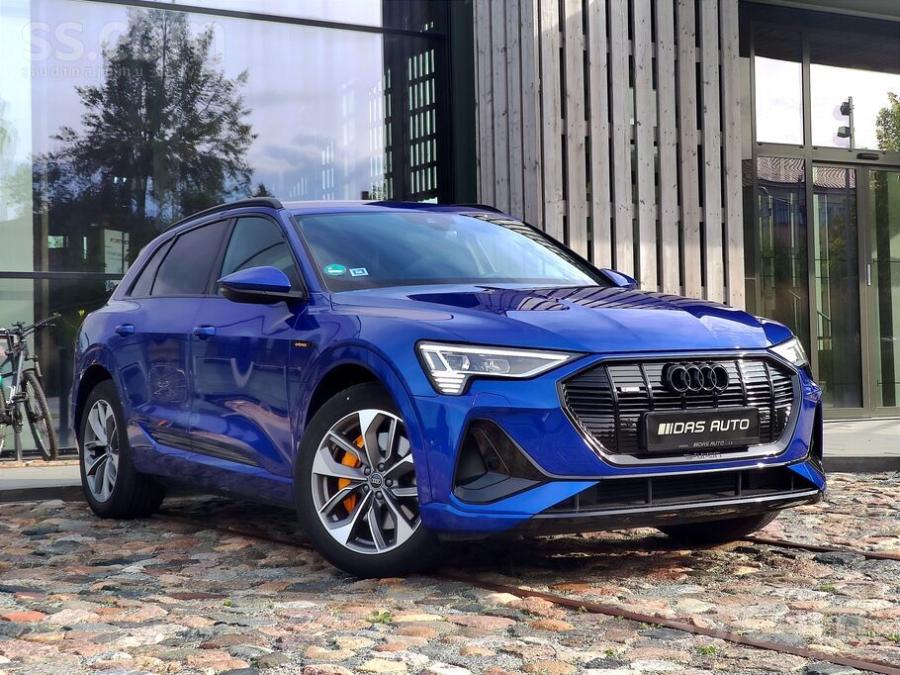 Zils Audi E-Tron 2020 Rīga, ar dzinēja tilpumu 0.00 L un nobraukumu 39 tūkst. km par 32222 €, foto 2 vietnē AUTOMOTO.COM.LV