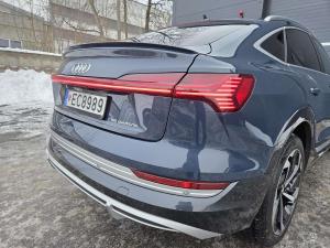 Zils Audi E-Tron 2020 Kauņa, ar dzinēja tilpumu 0.00 L un nobraukumu 108 tūkst. km par 18800 €, foto 14 vietnē AUTOMOTO.COM.LV