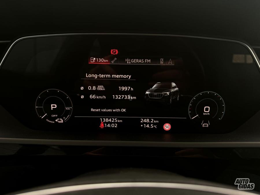 Zils Audi E-Tron 2020 Kauņa, ar dzinēja tilpumu 0.00 L un nobraukumu 138 tūkst. km par 26900 €, foto 17 vietnē AUTOMOTO.COM.LV