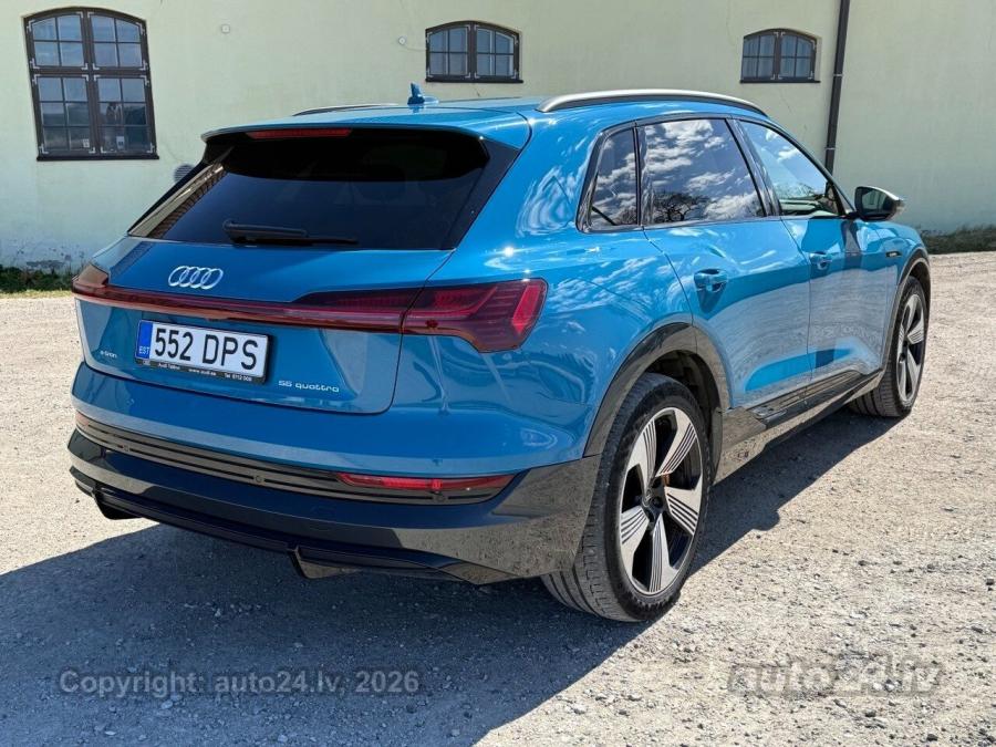 Blue Audi E-Tron 2020 in Tallinn, with an engine capacity of 0.00 L and mileage of 60 thousand km for 38900 €, photo 4 on AUTOMOTO.COM.LV