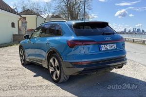 Blue Audi E-Tron 2020 in Tallinn, with an engine capacity of 0.00 L and mileage of 60 thousand km for 38900 €, photo 5 on AUTOMOTO.COM.LV