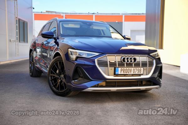 Blue Audi E-Tron 2020 in Tallinn, with an engine capacity of 0.00 L and mileage of 83 thousand km for 31490 €, photo 5 on AUTOMOTO.COM.LV