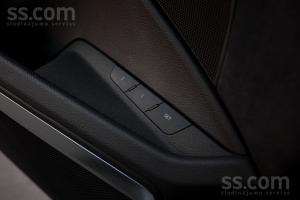 Blue Audi E-Tron 2020 in Jelgava, with an engine capacity of 0.00 L and mileage of 130 thousand km for 31000 €, photo 13 on AUTOMOTO.COM.LV