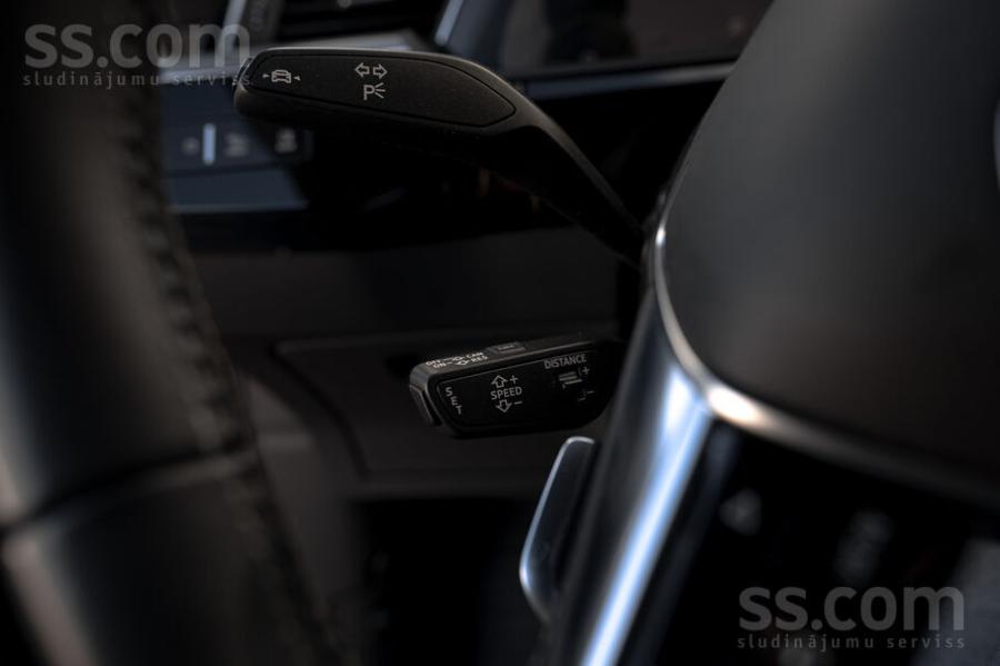 Blue Audi E-Tron 2020 in Jelgava, with an engine capacity of 0.00 L and mileage of 130 thousand km for 31000 €, photo 14 on AUTOMOTO.COM.LV