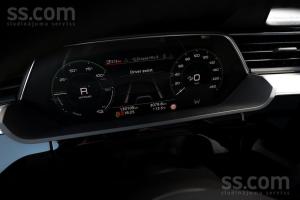 Blue Audi E-Tron 2020 in Jelgava, with an engine capacity of 0.00 L and mileage of 130 thousand km for 31000 €, photo 16 on AUTOMOTO.COM.LV