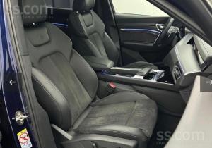 Zils Audi E-Tron 2020 Rīga, ar dzinēja tilpumu 0.00 L un nobraukumu 140 tūkst. km par 23999 €, foto 3 vietnē AUTOMOTO.COM.LV