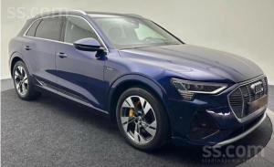 Zils Audi E-Tron 2020 Rīga, ar dzinēja tilpumu 0.00 L un nobraukumu 140 tūkst. km par 23999 €, foto 7 vietnē AUTOMOTO.COM.LV