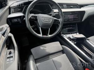 Zils Audi E-Tron 2020 Rīga, ar dzinēja tilpumu 0.00 L un nobraukumu 140 tūkst. km par 26950 €, foto 9 vietnē AUTOMOTO.COM.LV