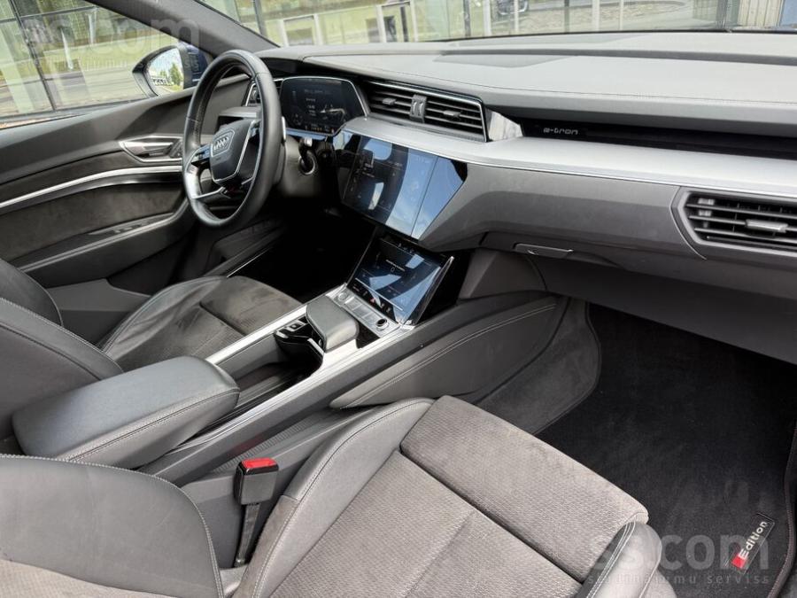 Zils Audi E-Tron 2020 Rīga, ar dzinēja tilpumu 0.00 L un nobraukumu 140 tūkst. km par 24450 €, foto 15 vietnē AUTOMOTO.COM.LV