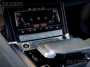 Zils Audi E-Tron 2020 Rīga, ar dzinēja tilpumu 0.00 L un nobraukumu 47 tūkst. km par 28888 €, foto 18 vietnē AUTOMOTO.COM.LV