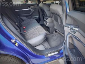 Zils Audi E-Tron 2020 Rīga, ar dzinēja tilpumu 0.00 L un nobraukumu 47 tūkst. km par 28888 €, foto 20 vietnē AUTOMOTO.COM.LV