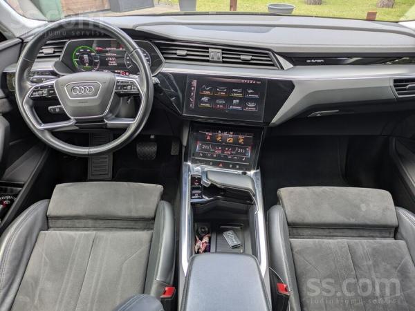 Zils Audi E-Tron 2020 Jūrmala, ar dzinēja tilpumu 0.00 L un nobraukumu 74 tūkst. km par 23900 €, foto 6 vietnē AUTOMOTO.COM.LV
