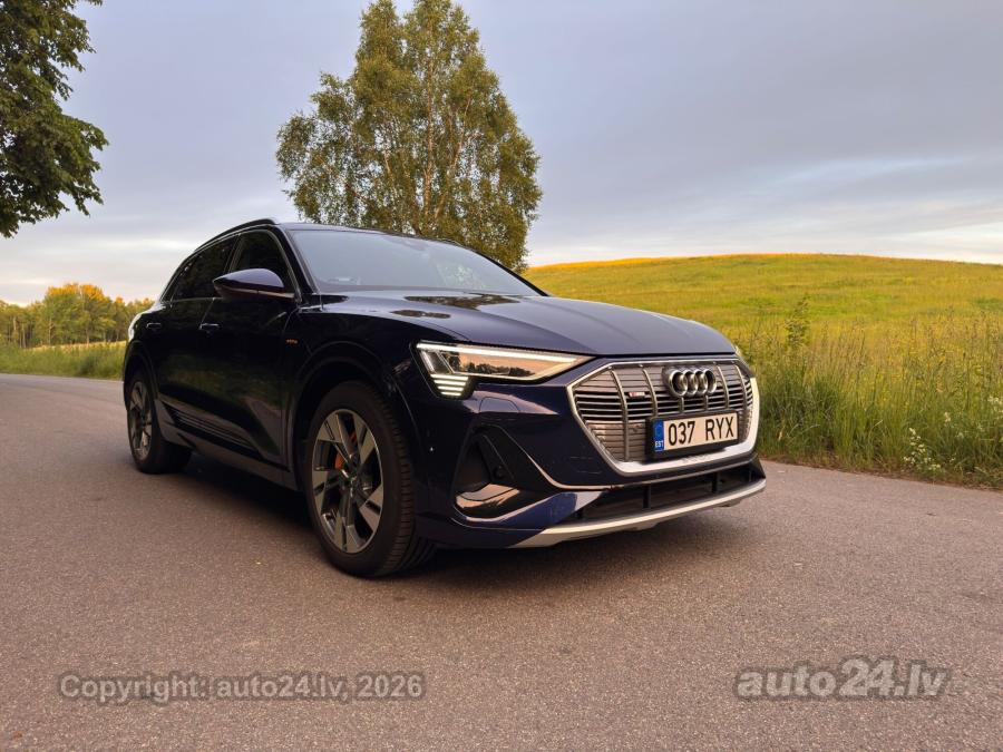 Blue Audi E-Tron 2020 in Tallinn, with an engine capacity of 0.00 L and mileage of 53 thousand km for 31800 €, photo 1 on AUTOMOTO.COM.LV