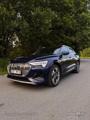 Blue Audi E-Tron 2020 in Tallinn, with an engine capacity of 0.00 L and mileage of 53 thousand km for 31800 €, photo 4 on AUTOMOTO.COM.LV