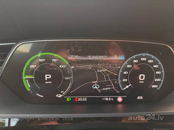 Синий Ауди E-Tron 2020 в Таллин, объемом двигателя 0.00 л и пробегом 53 тыс. км за 31800 €, фото 9 на AUTOMOTO.COM.LV