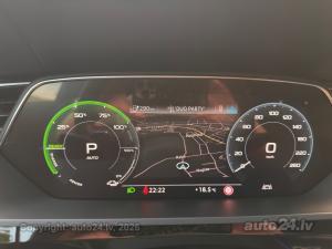 Blue Audi E-Tron 2020 in Tallinn, with an engine capacity of 0.00 L and mileage of 53 thousand km for 31800 €, photo 10 on AUTOMOTO.COM.LV
