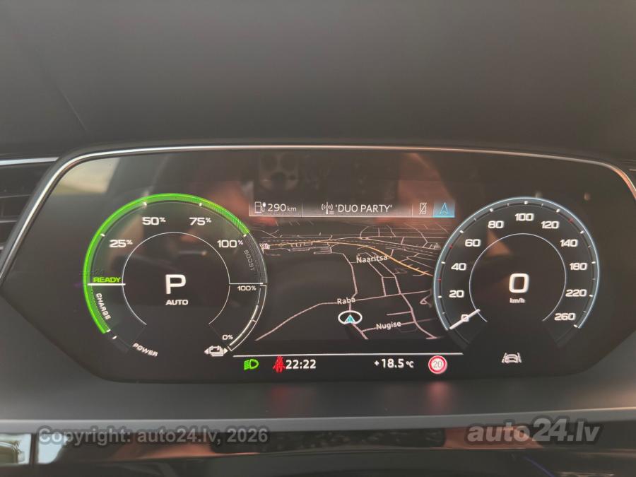 Blue Audi E-Tron 2020 in Tallinn, with an engine capacity of 0.00 L and mileage of 53 thousand km for 31800 €, photo 10 on AUTOMOTO.COM.LV