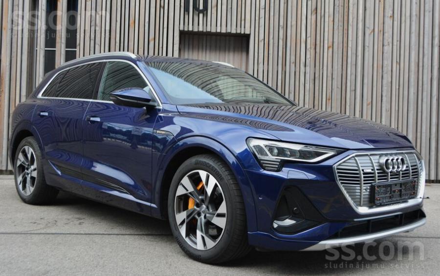 Blue Audi E-Tron 2020 in Riga, with an engine capacity of 0.00 L and mileage of 141 thousand km for 24555 €, photo 1 on AUTOMOTO.COM.LV