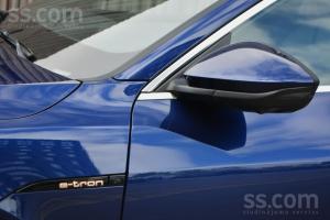 Blue Audi E-Tron 2020 in Riga, with an engine capacity of 0.00 L and mileage of 141 thousand km for 24555 €, photo 9 on AUTOMOTO.COM.LV