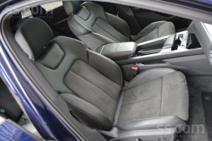 Blue Audi E-Tron 2020 in Riga, with an engine capacity of 0.00 L and mileage of 141 thousand km for 24555 €, photo 19 on AUTOMOTO.COM.LV