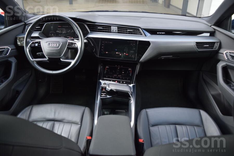 Zils Audi E-Tron 2020 Rīga, ar dzinēja tilpumu 0.00 L un nobraukumu 80 tūkst. km par 26500 €, foto 5 vietnē AUTOMOTO.COM.LV