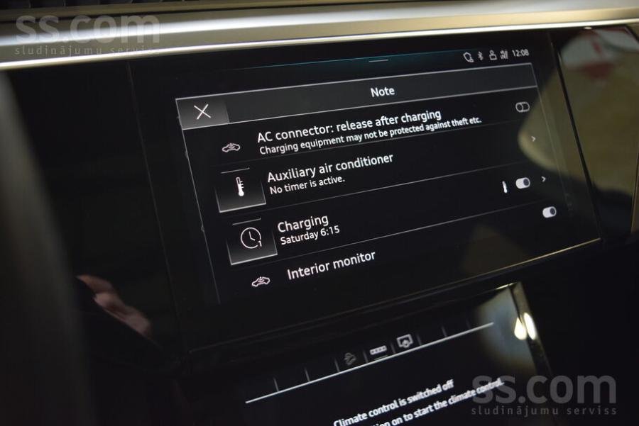 Zils Audi E-Tron 2020 Rīga, ar dzinēja tilpumu 0.00 L un nobraukumu 80 tūkst. km par 26500 €, foto 11 vietnē AUTOMOTO.COM.LV