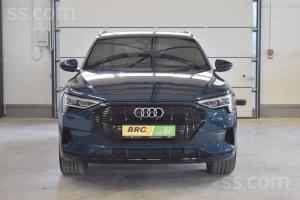Zils Audi E-Tron 2020 Rīga, ar dzinēja tilpumu 0.00 L un nobraukumu 80 tūkst. km par 26500 €, foto 18 vietnē AUTOMOTO.COM.LV