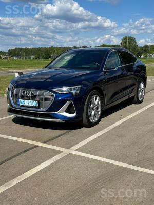 Blue Audi E-Tron 2021 in Riga, with an engine capacity of 0.00 L and mileage of 105 thousand km for 32000 €, photo  on AUTOMOTO.COM.LV