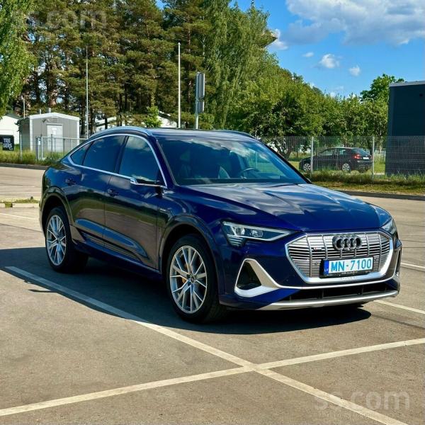 Blue Audi E-Tron 2021 in Riga, with an engine capacity of 0.00 L and mileage of 105 thousand km for 32000 €, photo 6 on AUTOMOTO.COM.LV