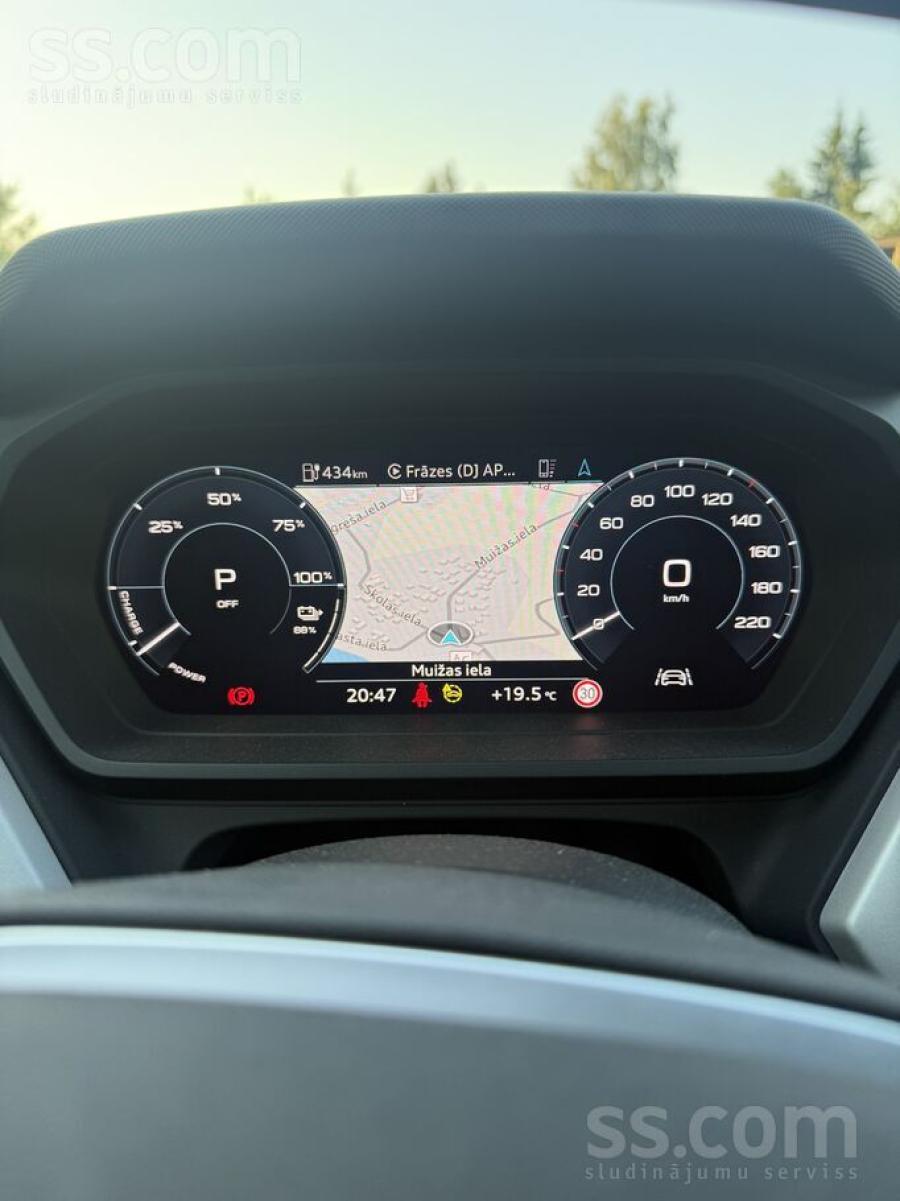 Zils Audi E-Tron 2021 Jelgava, ar dzinēja tilpumu 0.00 L un nobraukumu 89 tūkst. km par 24000 €, foto 10 vietnē AUTOMOTO.COM.LV