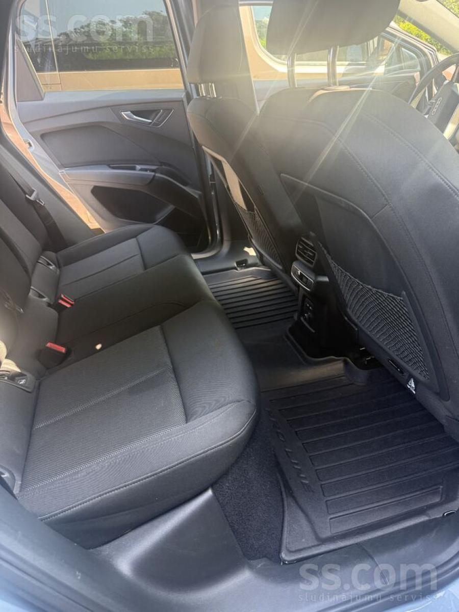 Zils Audi E-Tron 2021 Jelgava, ar dzinēja tilpumu 0.00 L un nobraukumu 89 tūkst. km par 24000 €, foto 14 vietnē AUTOMOTO.COM.LV