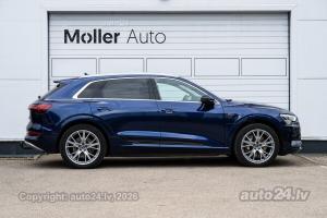 Blue Audi E-Tron 2021 in Riga, with an engine capacity of 0.00 L and mileage of 69 thousand km for 33766 €, photo 6 on AUTOMOTO.COM.LV