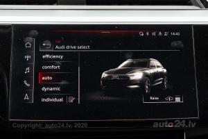 Blue Audi E-Tron 2021 in Riga, with an engine capacity of 0.00 L and mileage of 69 thousand km for 33766 €, photo 13 on AUTOMOTO.COM.LV