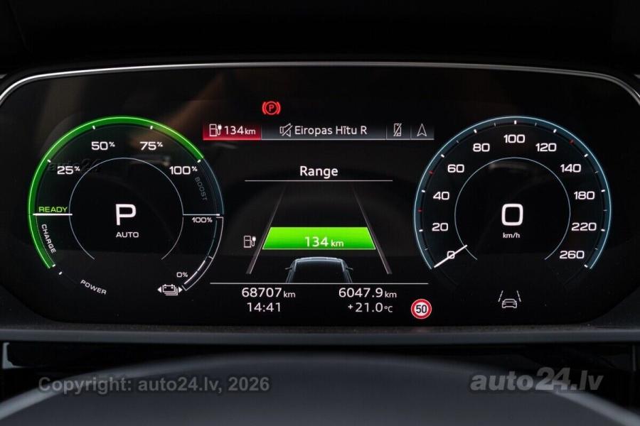Blue Audi E-Tron 2021 in Riga, with an engine capacity of 0.00 L and mileage of 69 thousand km for 33766 €, photo 28 on AUTOMOTO.COM.LV