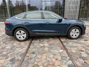 Zils Audi E-Tron 2021 Rīga, ar dzinēja tilpumu 0.00 L un nobraukumu 121 tūkst. km par 25999 €, foto 5 vietnē AUTOMOTO.COM.LV