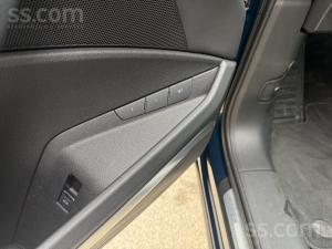 Zils Audi E-Tron 2021 Rīga, ar dzinēja tilpumu 0.00 L un nobraukumu 121 tūkst. km par 25999 €, foto 20 vietnē AUTOMOTO.COM.LV