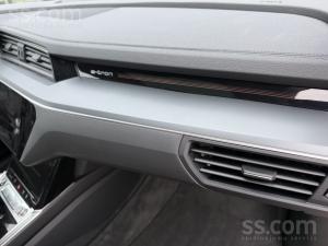 Zils Audi E-Tron 2021 Rīga, ar dzinēja tilpumu 0.00 L un nobraukumu 121 tūkst. km par 25999 €, foto 22 vietnē AUTOMOTO.COM.LV