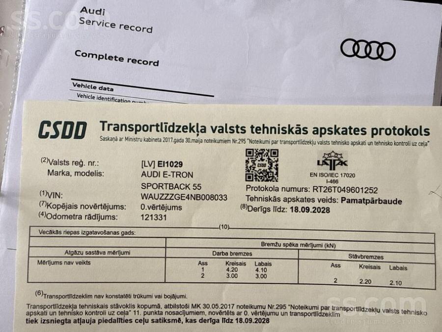 Zils Audi E-Tron 2021 Rīga, ar dzinēja tilpumu 0.00 L un nobraukumu 121 tūkst. km par 25999 €, foto 24 vietnē AUTOMOTO.COM.LV