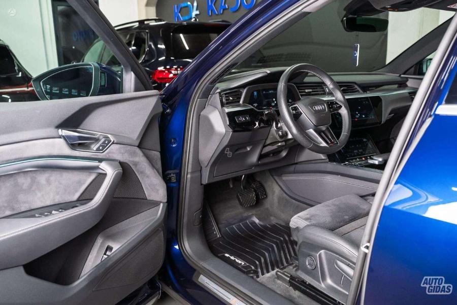 Blue Audi E-Tron 2022 in Marijampole, with an engine capacity of 0.00 L and mileage of 26 thousand km for 34950 €, photo 18 on AUTOMOTO.COM.LV
