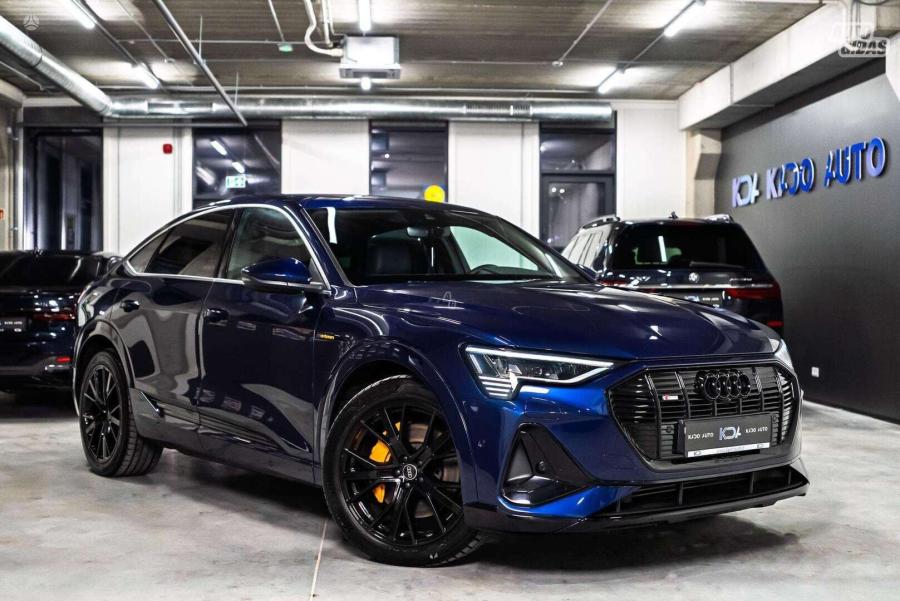 Blue Audi E-Tron 2022 in Marijampole, with an engine capacity of 0.00 L and mileage of 23 thousand km for 34450 €, photo 1 on AUTOMOTO.COM.LV