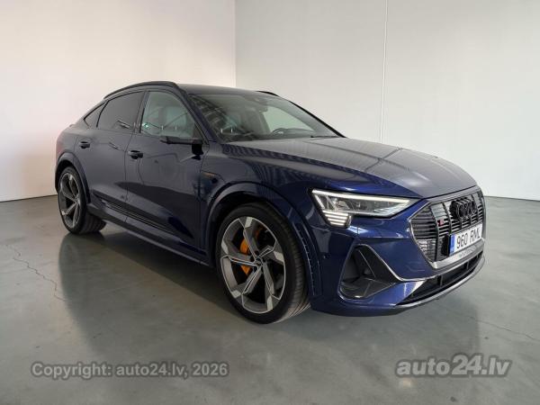 Zils Audi E-Tron 2022 Tallina, ar dzinēja tilpumu 0.00 L un nobraukumu 86 tūkst. km par 49999 €, foto 4 vietnē AUTOMOTO.COM.LV