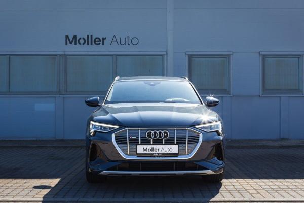 Синий Ауди E-Tron 2022 в Вентспилс, объемом двигателя 0.00 л и пробегом 14 тыс. км за 36500 €, фото 8 на AUTOMOTO.COM.LV