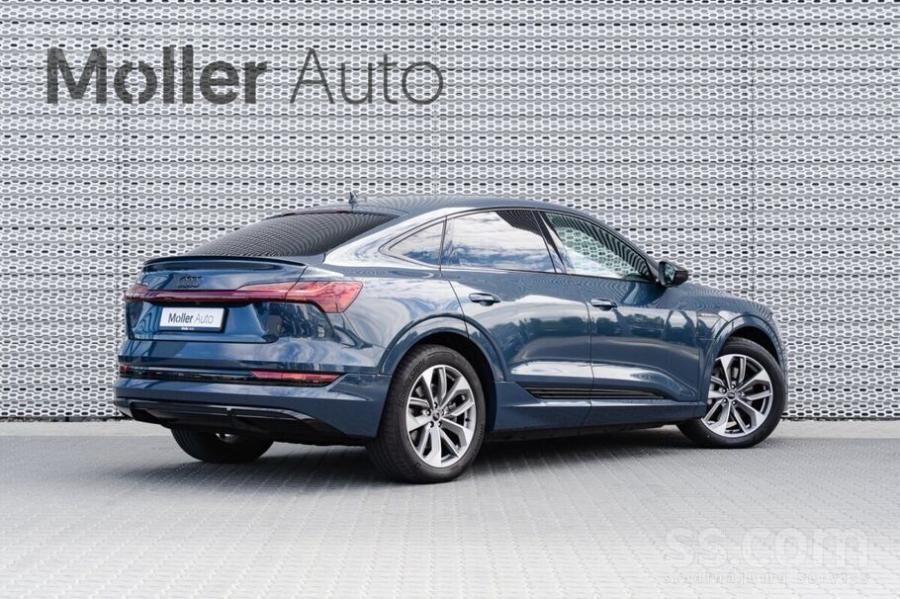 Zils Audi E-Tron 2022 Rīga, ar dzinēja tilpumu 0.00 L un nobraukumu 64 tūkst. km par 33250 €, foto 5 vietnē AUTOMOTO.COM.LV