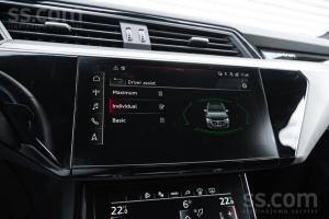 Zils Audi E-Tron 2022 Rīga, ar dzinēja tilpumu 0.00 L un nobraukumu 64 tūkst. km par 33250 €, foto 26 vietnē AUTOMOTO.COM.LV